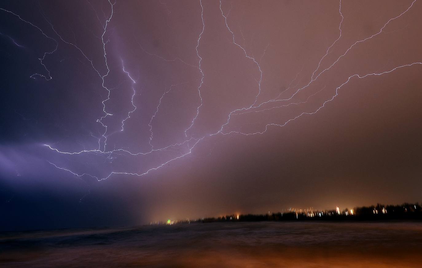 Fotos: Tormenta de lluvia y rayos en Málaga | Diario Sur